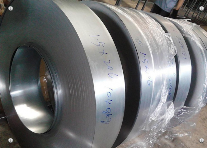 JIS G 3141 SPCC / SPCD / SPCE Cold Rolled Steel Strip With Mill edge ...